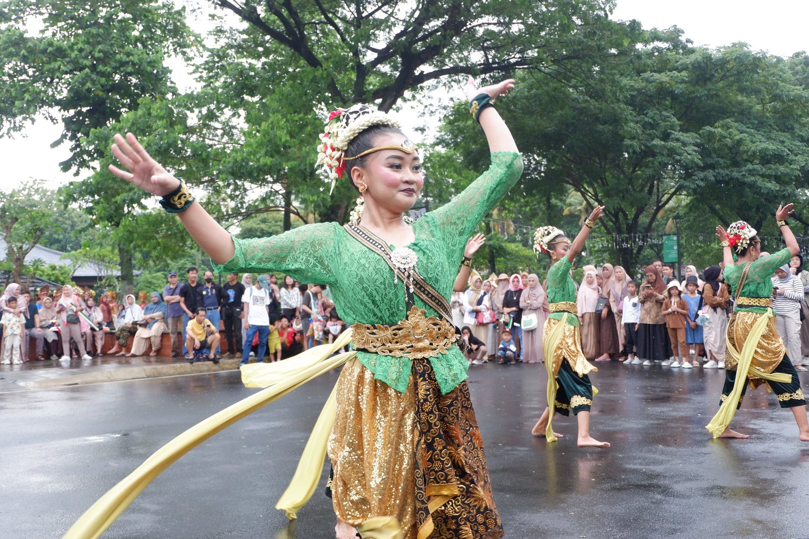 Taman Mini: Explore All of Indonesia in Jakarta | Backindo