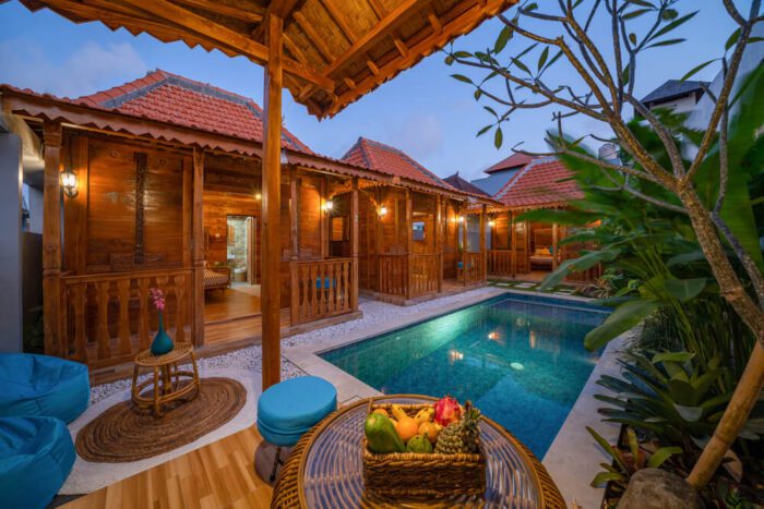 Borobudur Travel Guide for Backpackers in 2025 | Backindo